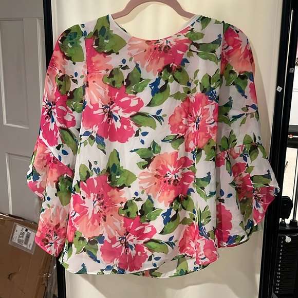 Kasper | Tops | Kasper Ice Paink Floral Ruffle Blouse | Poshmark